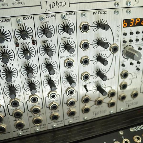 Modular Synthesis 101: A Guide to Eurorack Modular | Zeroes and Ones